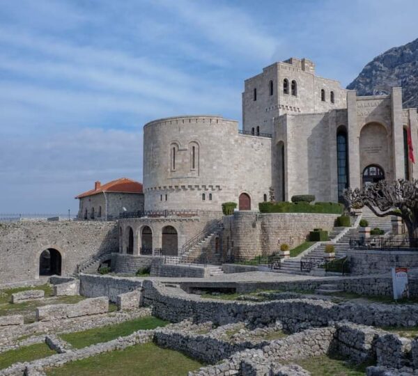 ΕΞΑΗΜΕΡΗ ΟΔΙΚΗ ΕΚΔΡΟΜΗ ΣΤΙΣ ΔΑΛΜΑΤΙΚΕΣ ΑΚΤΕΣ - Davillas Tours