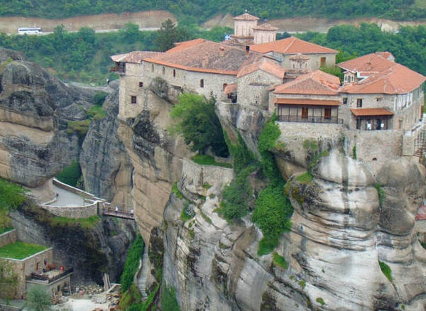 ΤΡΙΚΑΛΑ - ΜΥΛΟΣ ΤΩΝ ΞΩΤΙΚΩΝ - Davillas Tours